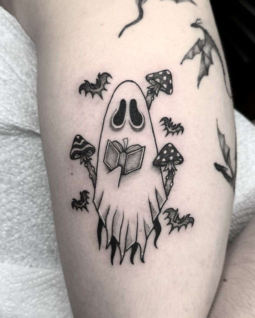 50+ Hauntingly Cool Spooky Tattoos for Fans of the Dark and Mysterious