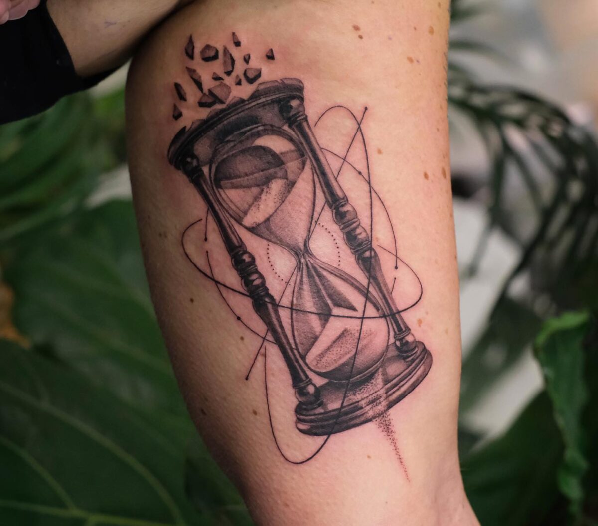 55+ Hourglass Tattoo Ideas with Meaning for Thoughtful Ink Lovers