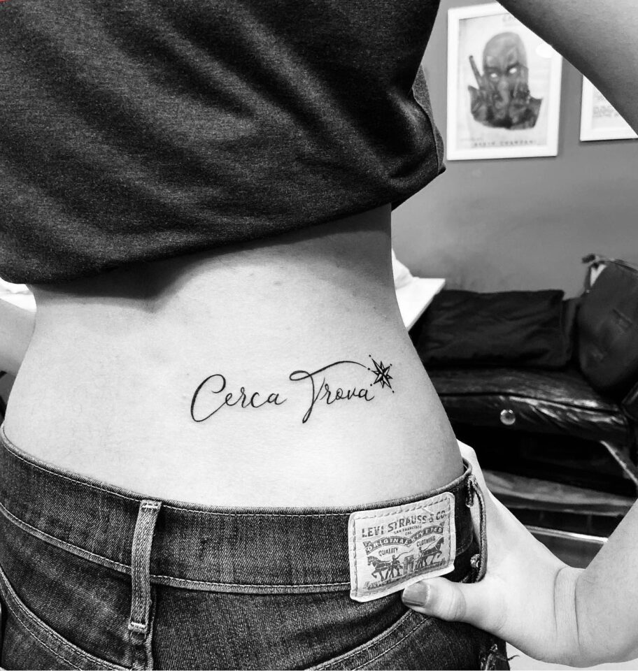 40+ Waist Tattoos for Women That Are Sexy, Chic, and Stylish