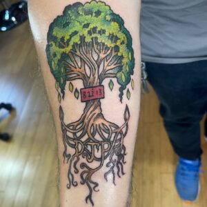 60+ Stunning Family Tree Tattoo Ideas to Honor Your Roots