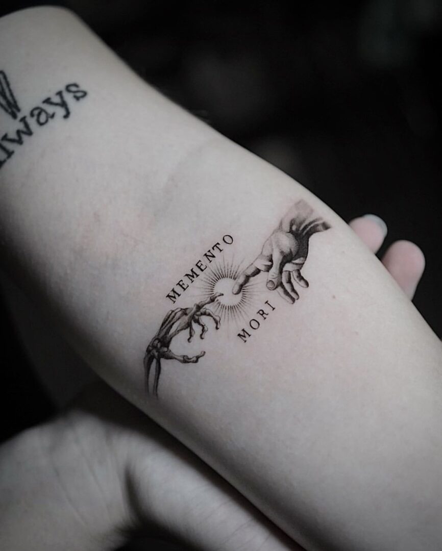55+ Powerful Memento Mori Tattoos for a Thoughtful Statement