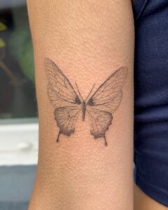 45+ Fine Line Butterfly Tattoo Ideas for Elegant Delicate Ink