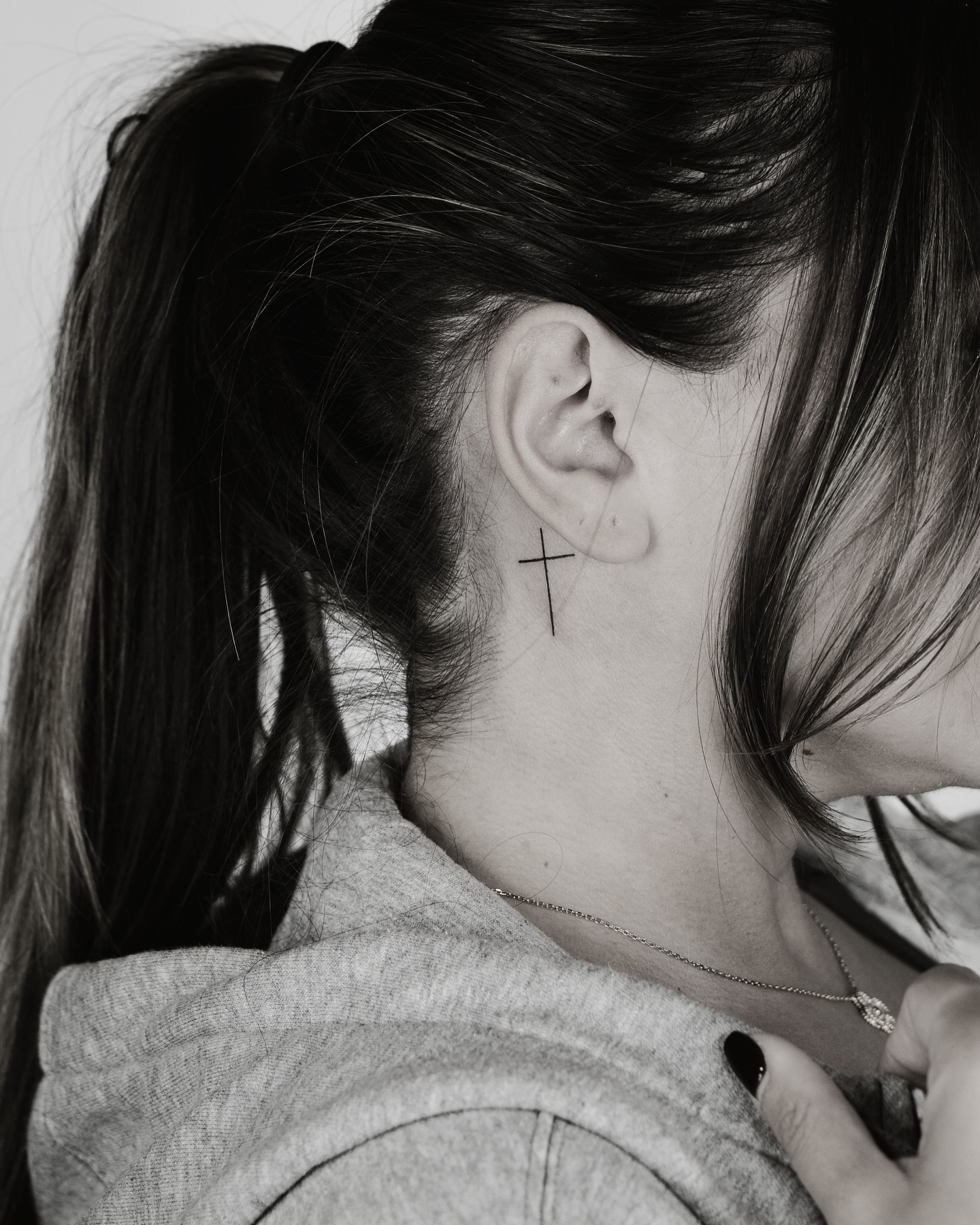 40+ Cross Behind the Ear Tattoos That Are Small and Meaningful
