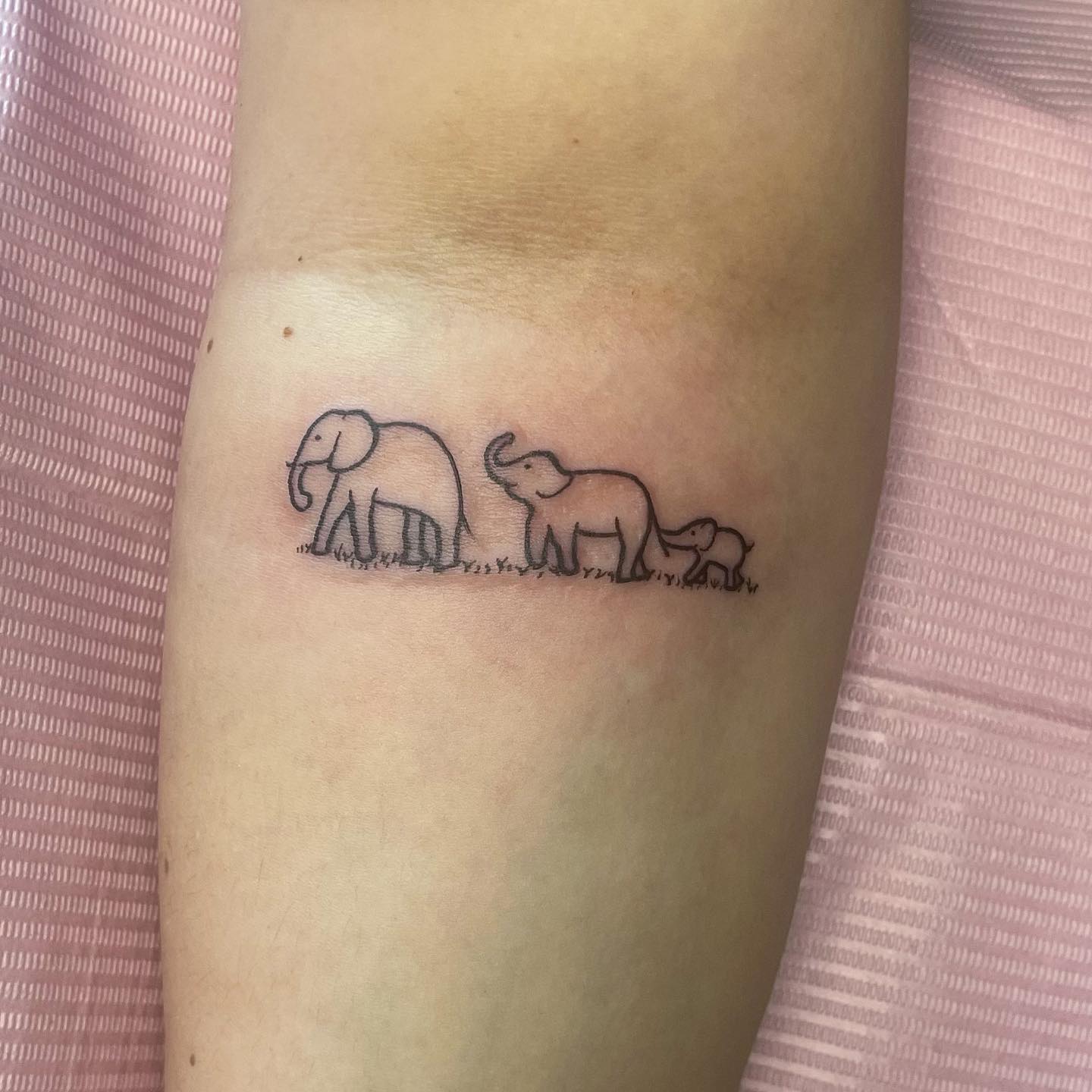 50+ Heartwarming Elephant Family Tattoo Ideas for a Meaningful Bond