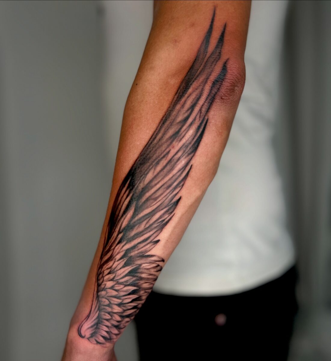 70+ Graceful Angel Wings Tattoo Ideas for Spiritual Souls