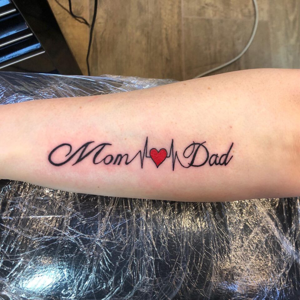 25+ Heartfelt Mom Dad Tattoo Designs to Honor Your Parents Forever