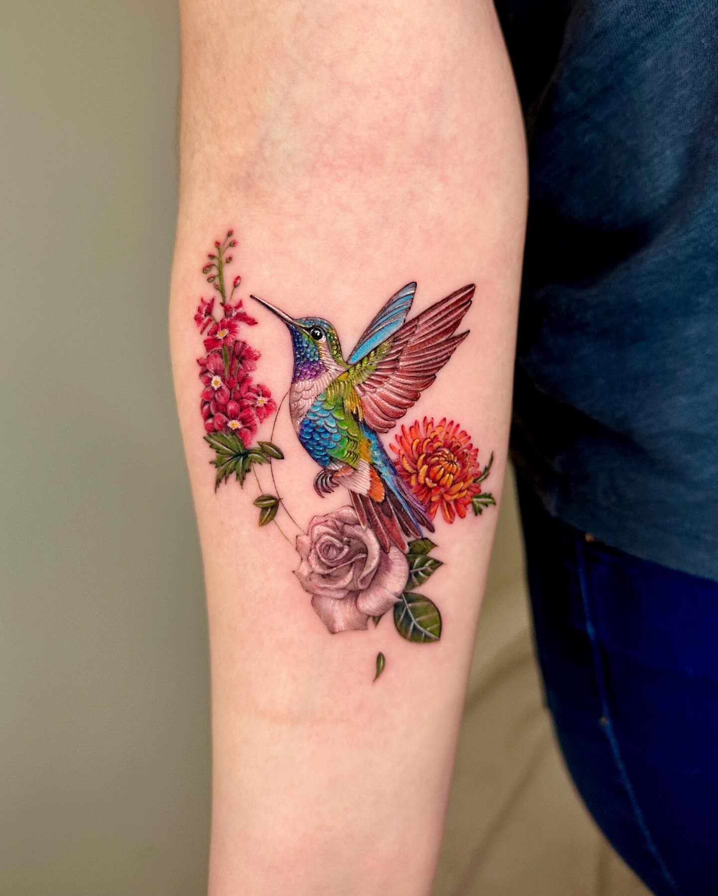 70+ Colorful Hummingbird Tattoo Ideas for a Bold Statement