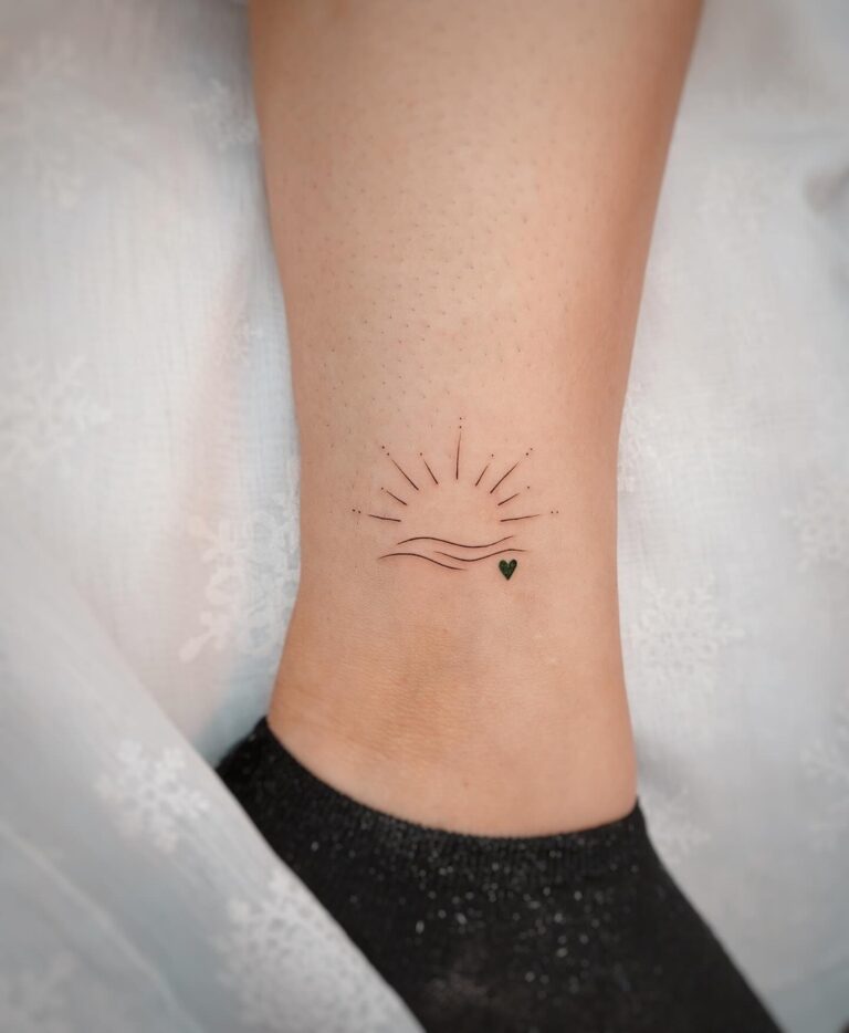 70+ Meaningful Tiny Tattoos That Carry Powerful Messages