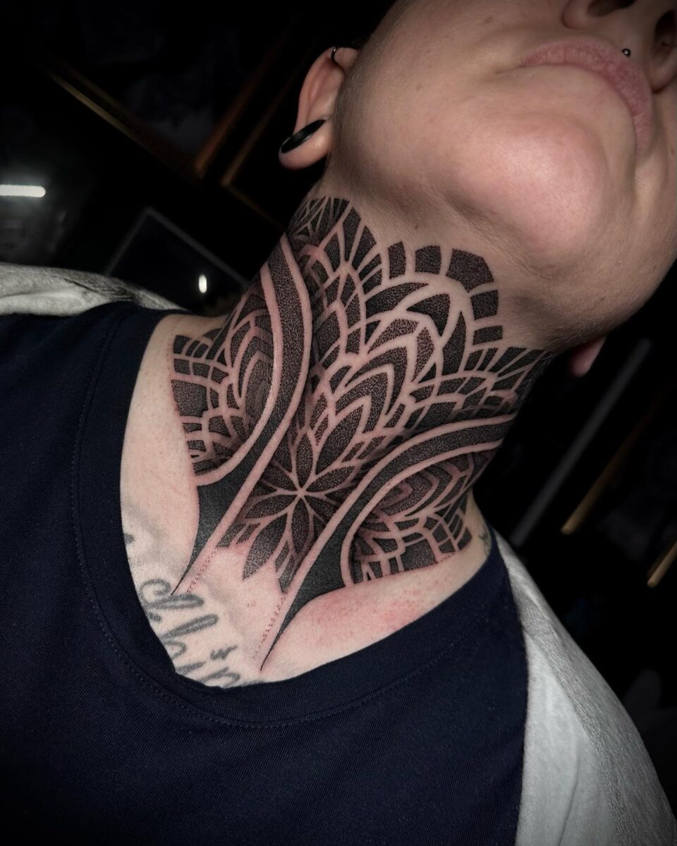 70+ Bold Neck Tattoo Ideas for Men with Style