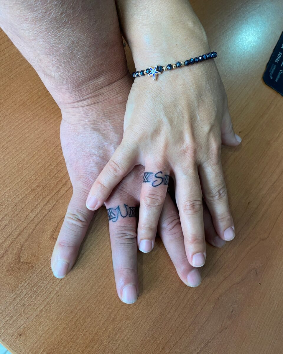 35+ Wedding Ring Tattoo Ideas To Express Your Love with Ink