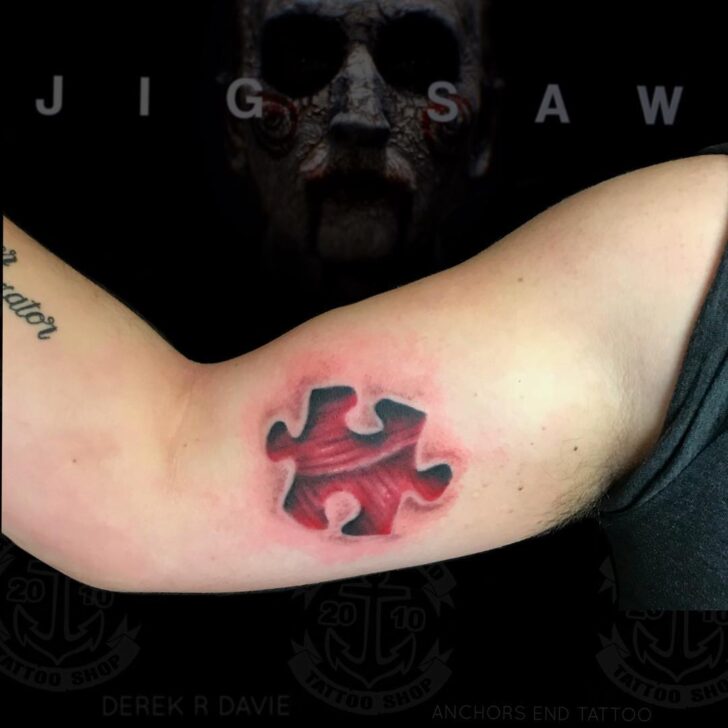 30+ Terrifyingly Small Horror Movie Tattoos for True Scary Film Fans
