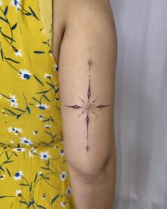 35+ Cross Tattoo Ideas for Women
