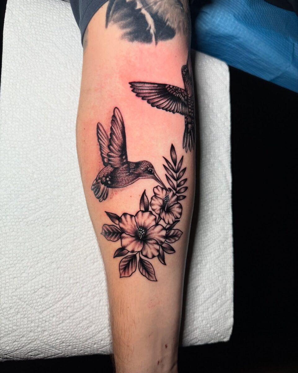 70+ Colorful Hummingbird Tattoo Ideas for a Bold Statement