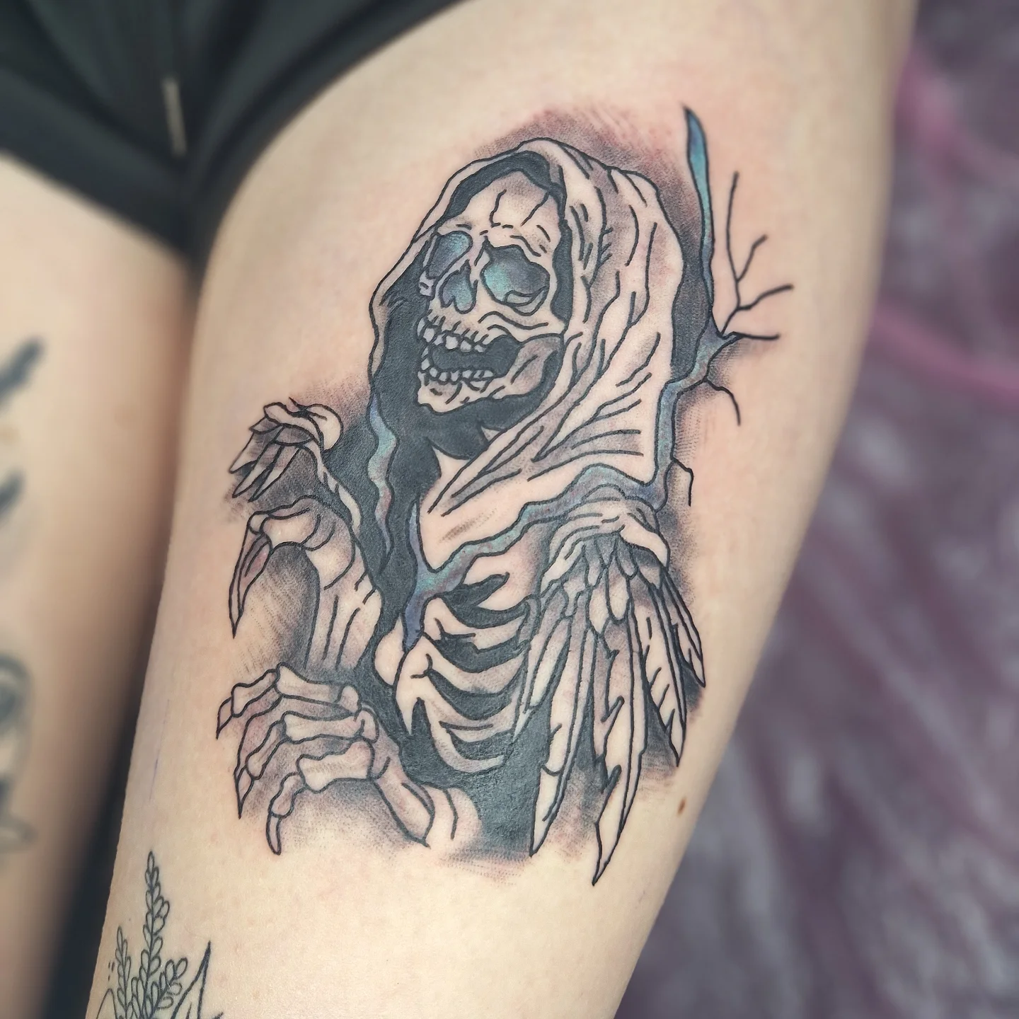 baddie thigh tattoos